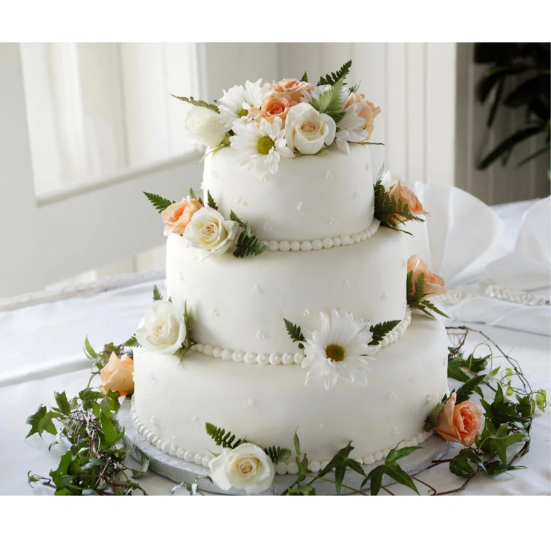 Decorative Whipping Cream Delights | Baker's Academy